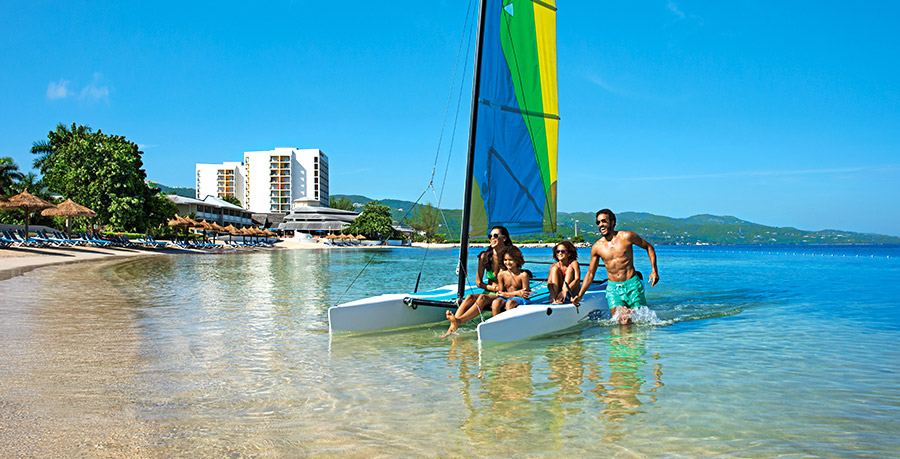 Sunscape Resorts & Spas | Vacation Packages | Funjet Vacations